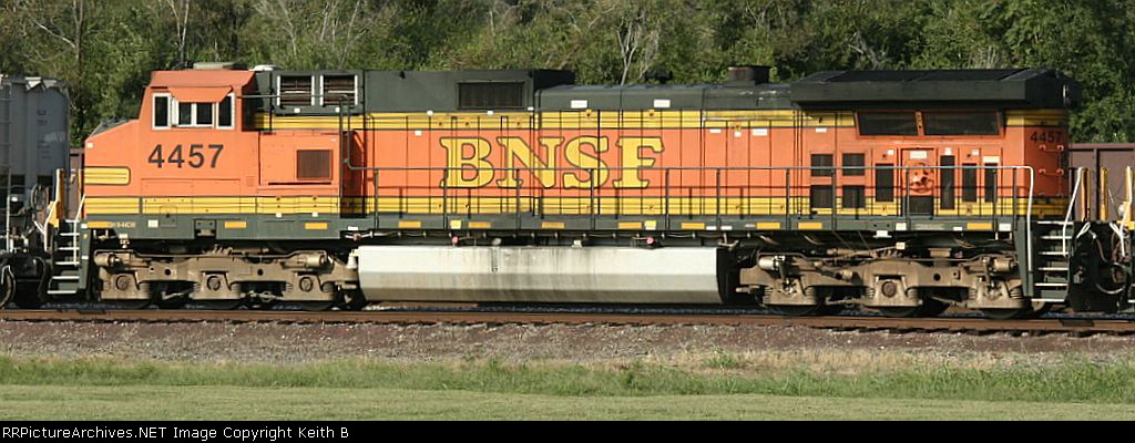 BNSF 4457